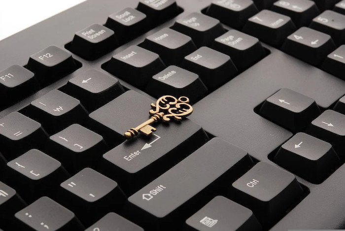 Revenge Porn στην Πάτρα: Βίντεο και φωτογραφίες με 141 γυναίκες – Πώς ...